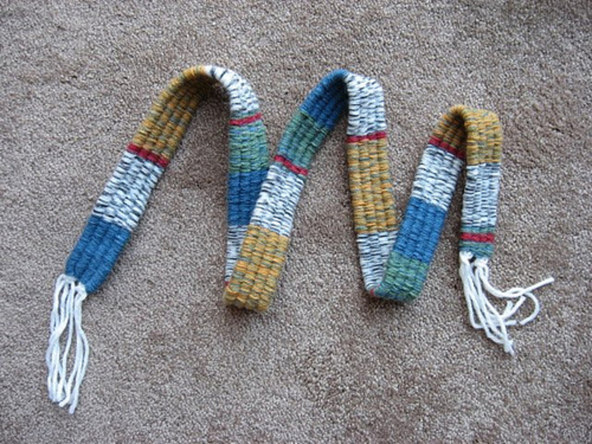 Stick Weaving For a Quick Homemade Gift - HubPages