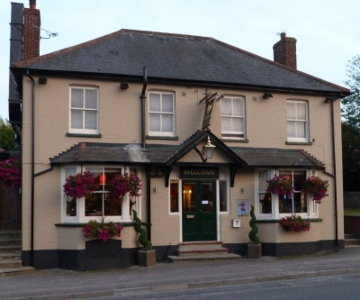 Morland Pub Signs of Old Berkshire - HubPages