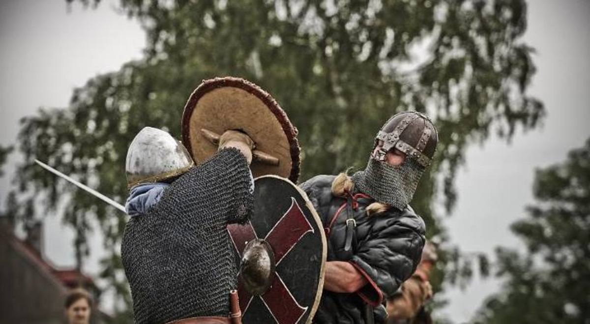 Viking - 8: Northland Clashes May See Kings Fall, Whereas Jomsvikings ...