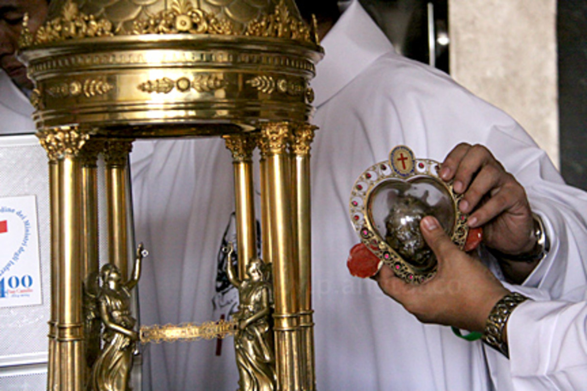 Close Encounter of the Relic Kind - St. Camillus' Heart Relic - HubPages