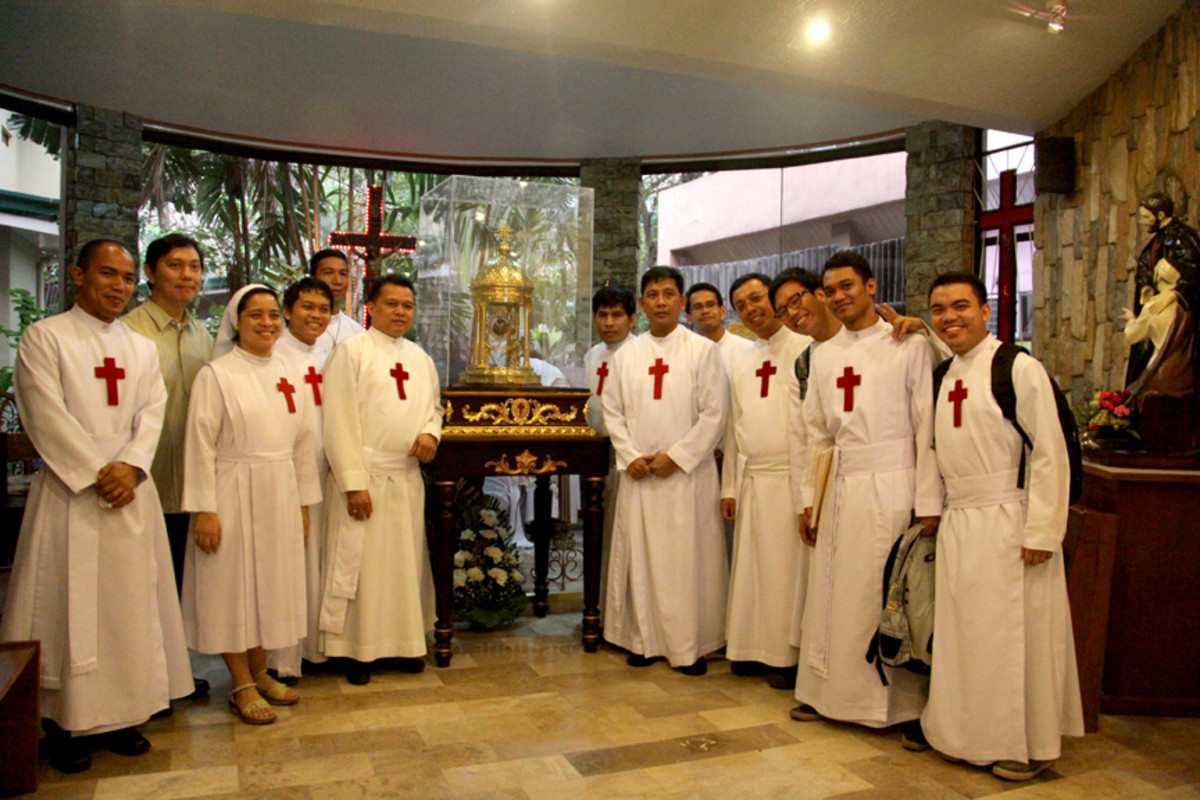 Close Encounter of the Relic Kind - St. Camillus' Heart Relic - HubPages