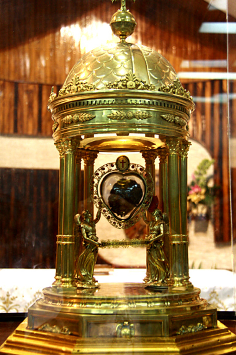 Close Encounter of the Relic Kind - St. Camillus' Heart Relic - HubPages