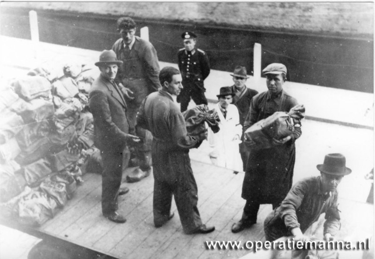 Operation Manna (Chowhound and Faust) Using Unarmed British and US ...