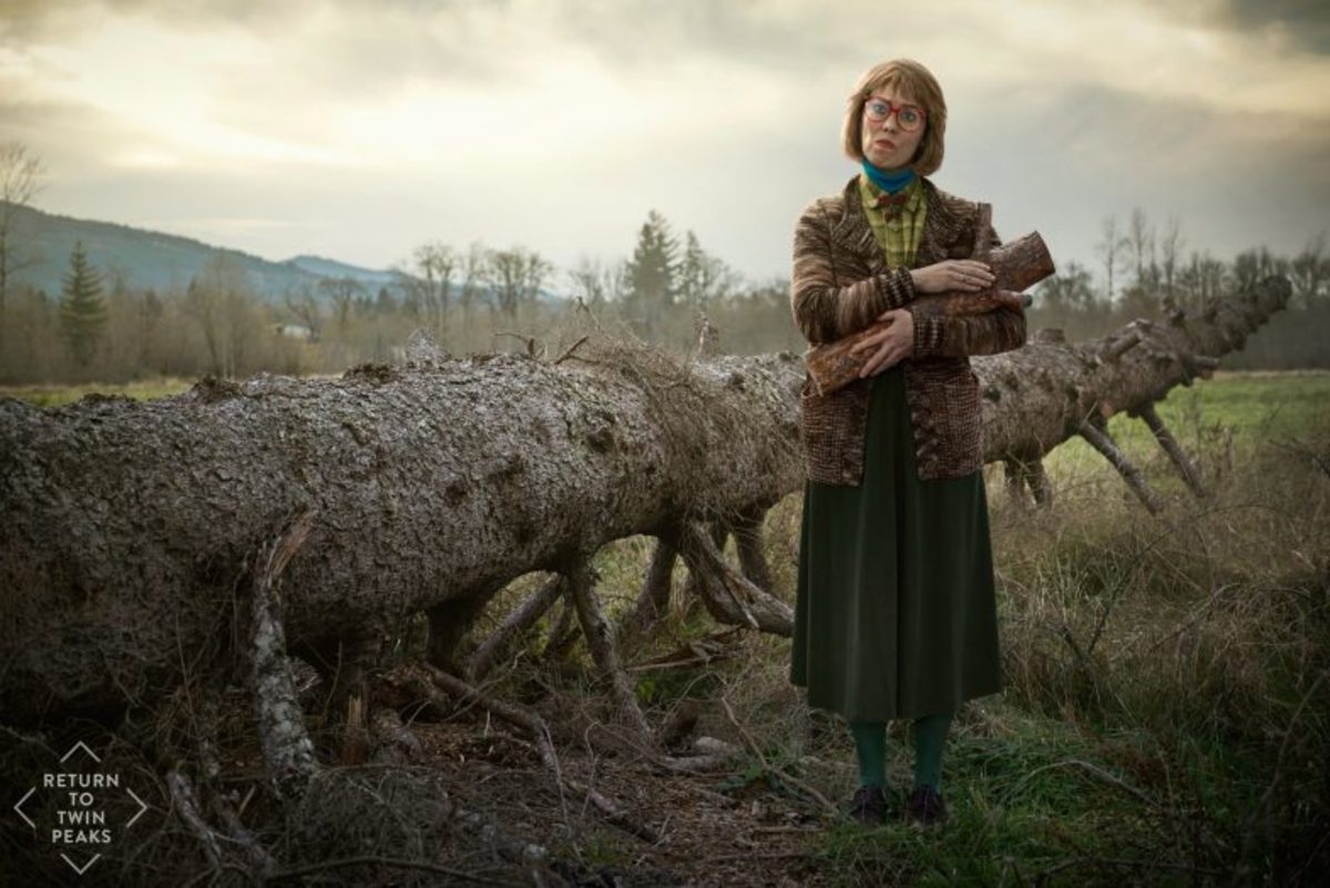 Exploring the Parallels Between Hazel Drew and Twin Peaks' Laura Palmer ...