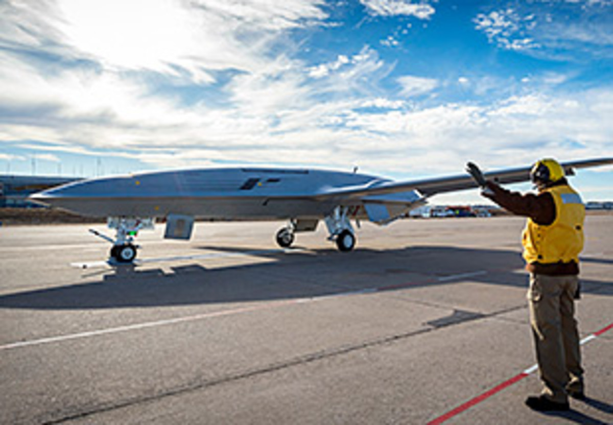 Top 12 Fastest and Biggest Aerial Refueling Aircraft in the World ...