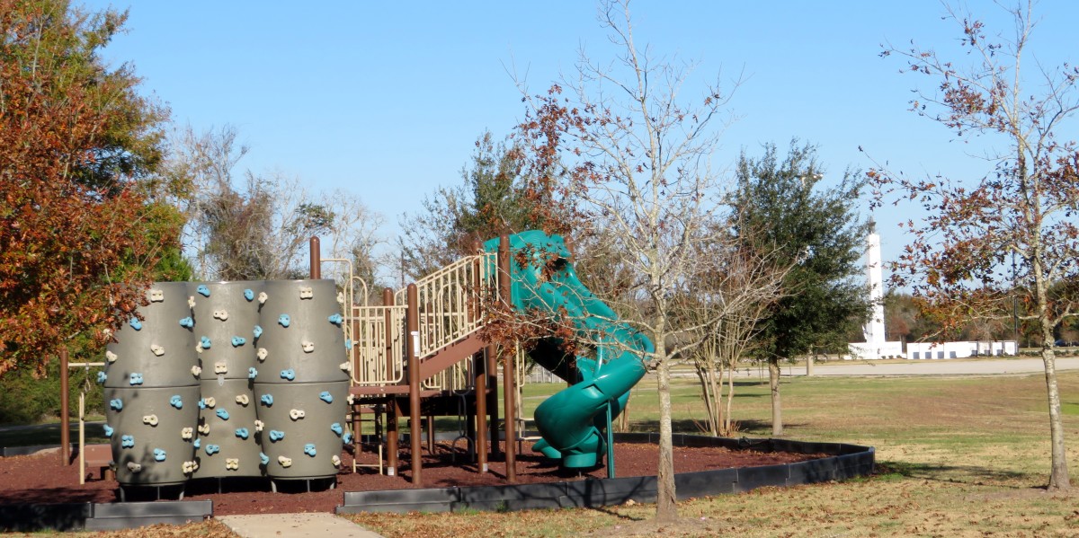 Freedom Park in Katy, TX: Baseball Complex & Memorial Tower - HubPages