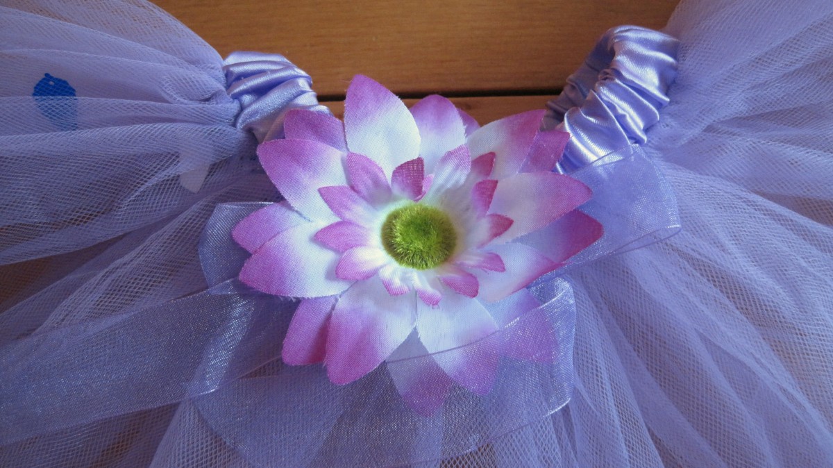 How to Make a Rose Petal / Flower Filled Tutu (Sewing and Non Sewing ...