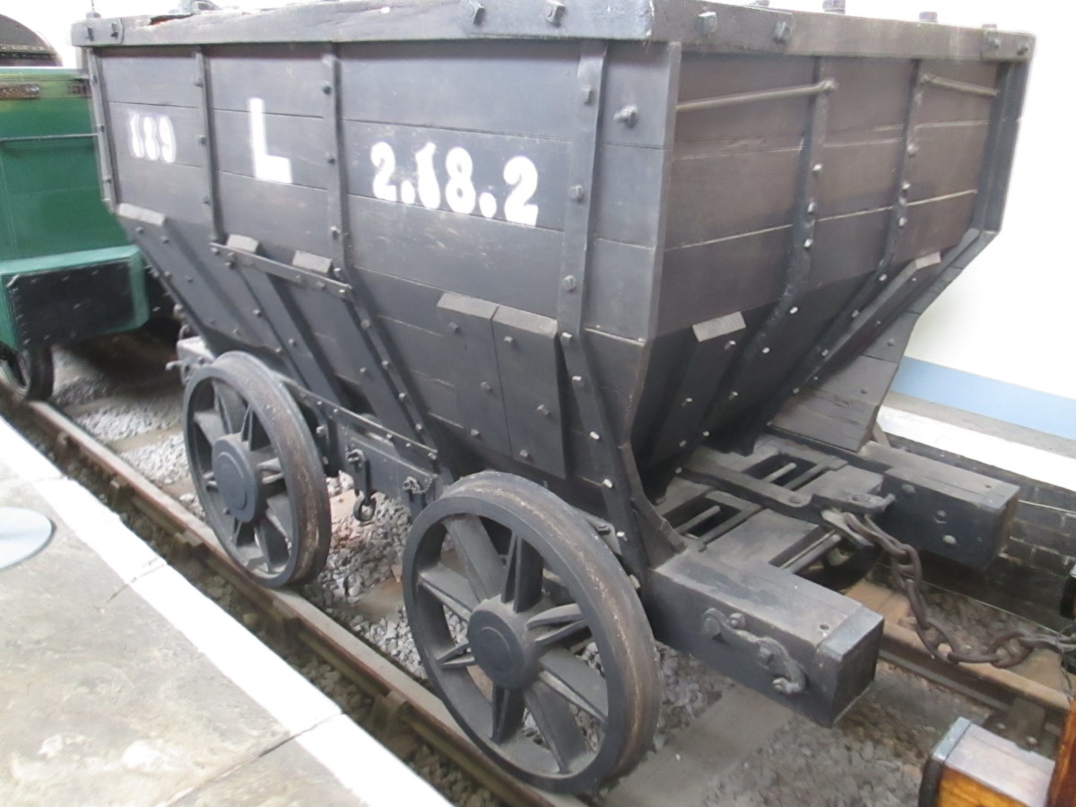 Rites of Passage for a Model Railway - 14: King Coal, Iron Ore and ...