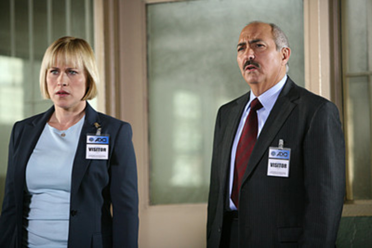 Medium Season 7 Allison DuBois (Patricia Arquette) Smash NBC CBS Show ...