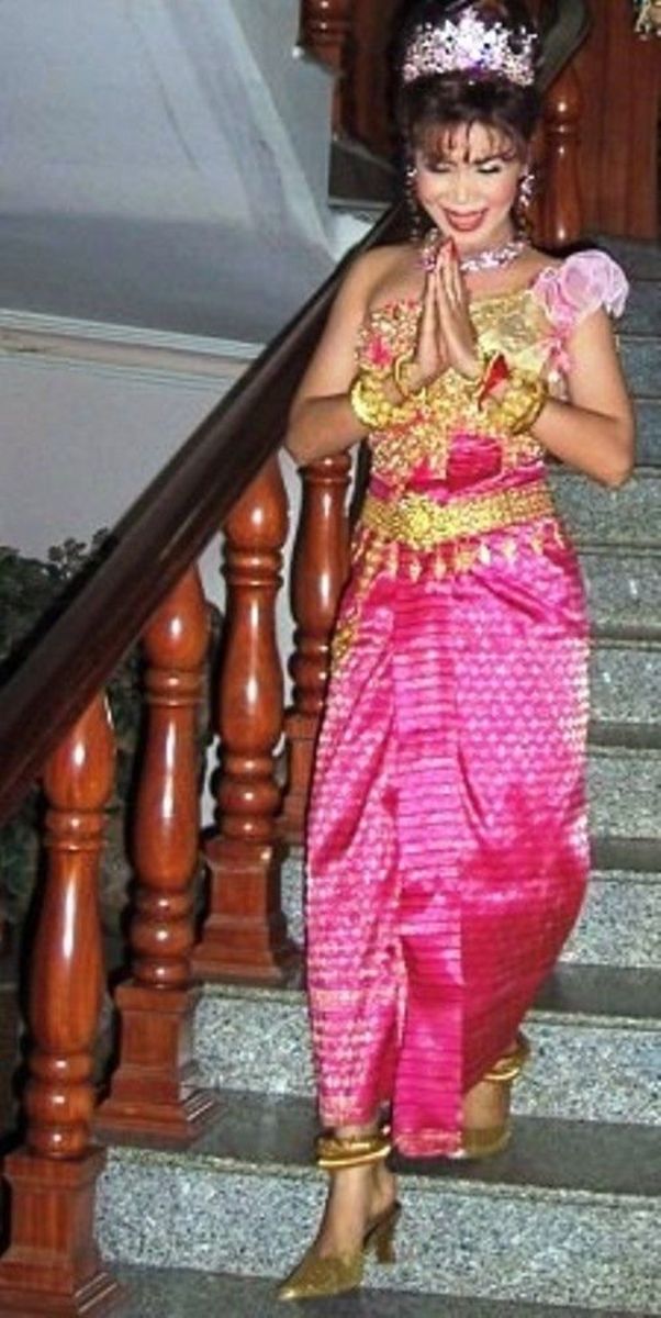 Greeting Rituals in Cambodia - HubPages