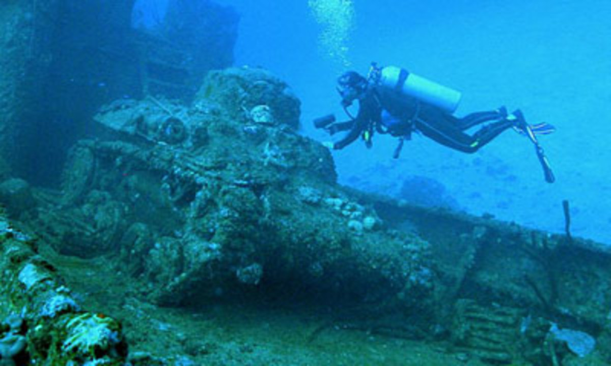 Military Warships, Tanks & Airplanes Graveyard Under The Sea, Sunken ...