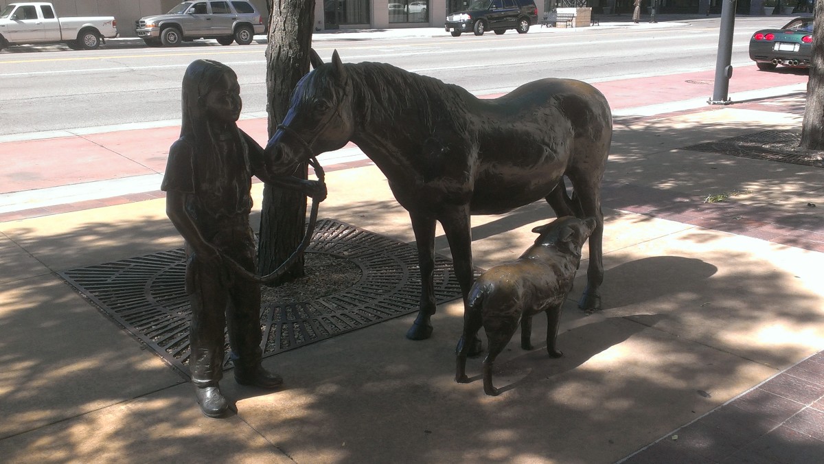 Sculpture Tour - Douglas Avenue - Wichita, Kansas - HubPages
