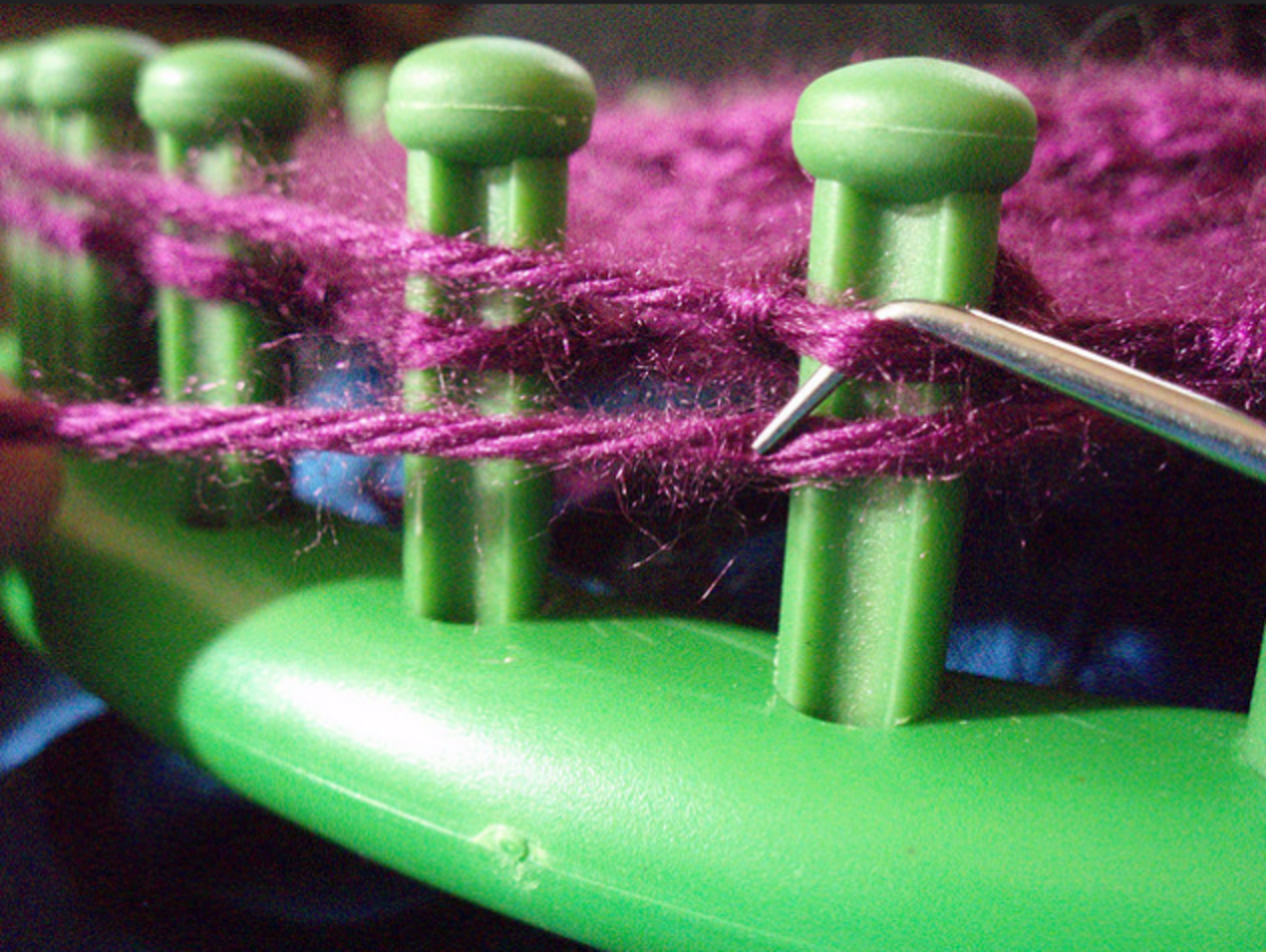 How to Get Started with Loom Knitting | Tutorials & Beginner Lessons - HubPages
