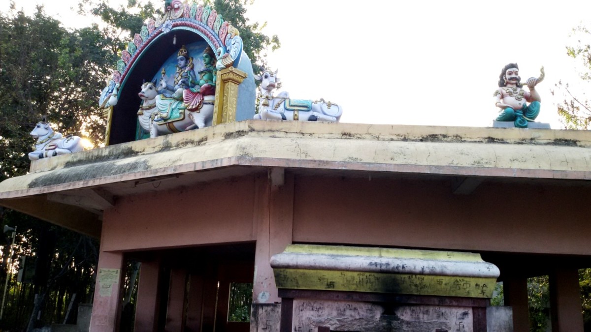 GIRI VALAM – The circumambulation of the Arunachalam hill - HubPages