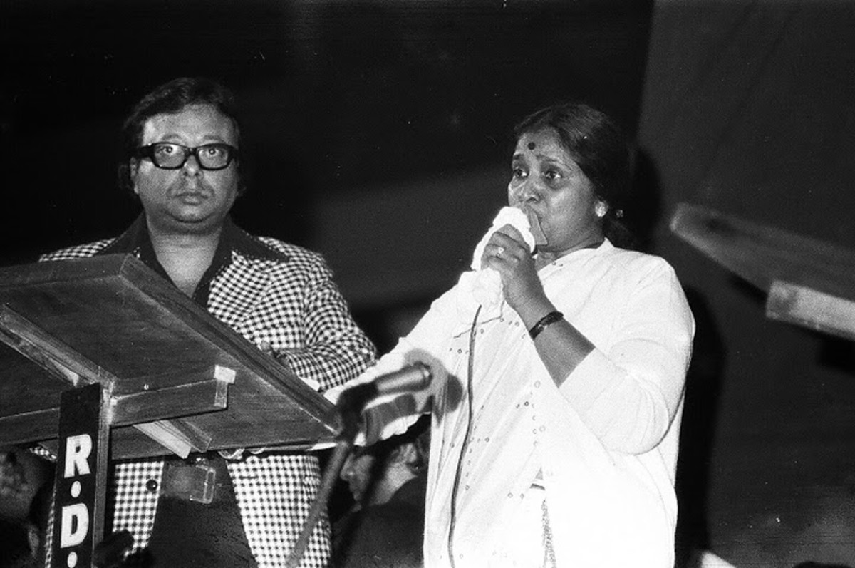 Asha Bhonsle - a Tribute to the Legendary Indian Bollywood Singer ...