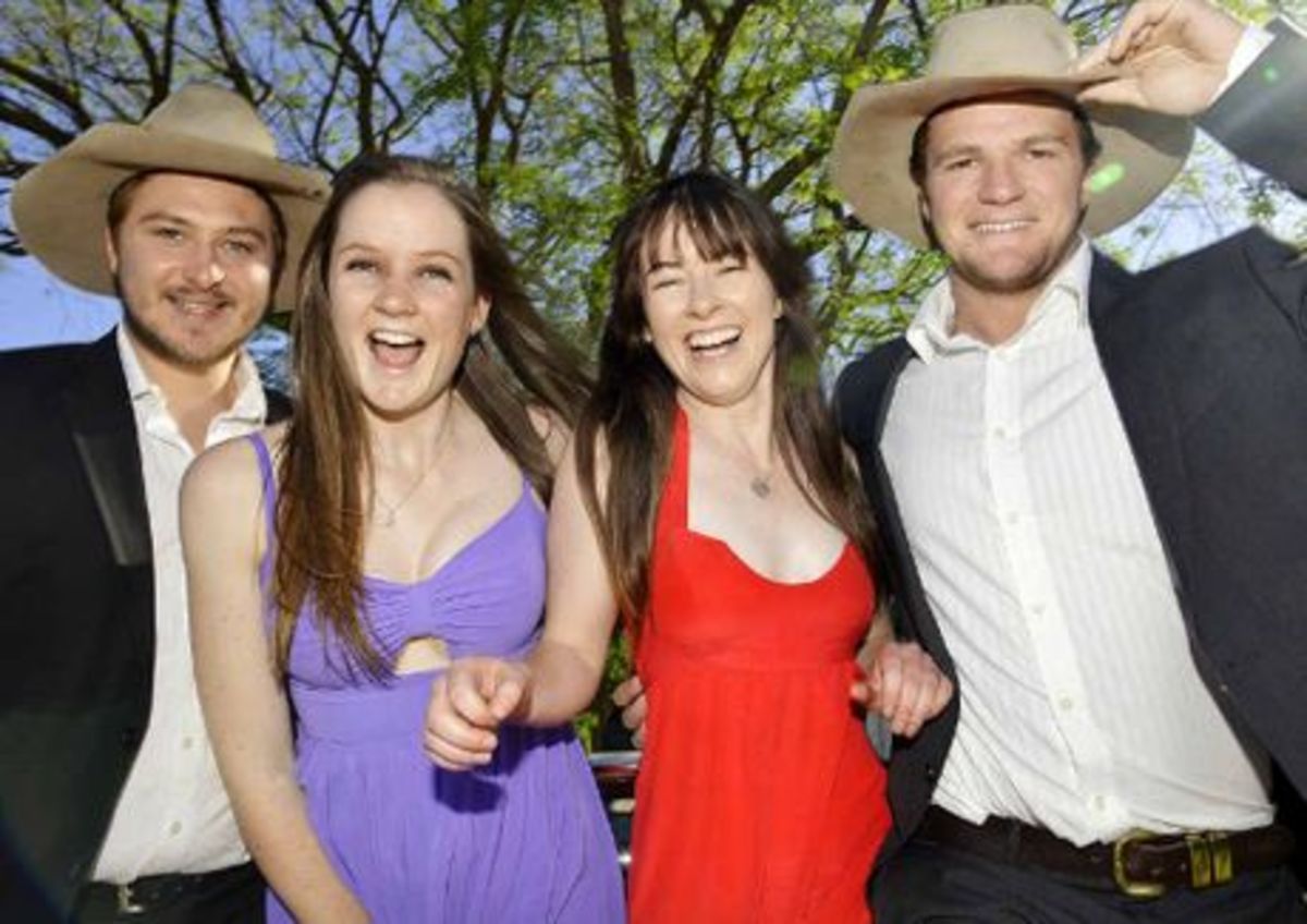 The Bachelor and Spinsters Ball (an Australian Tradition) - HubPages