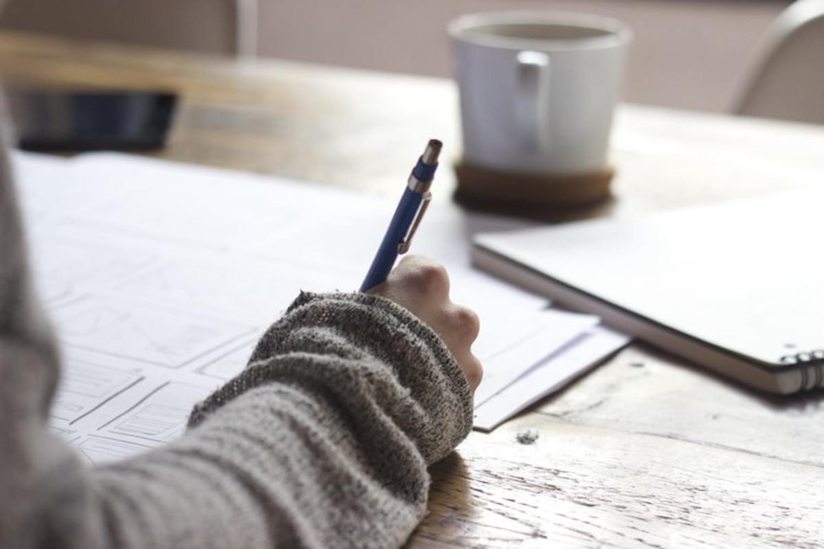 4 Things You Should Remember Before Writing A Professional CV HubPages