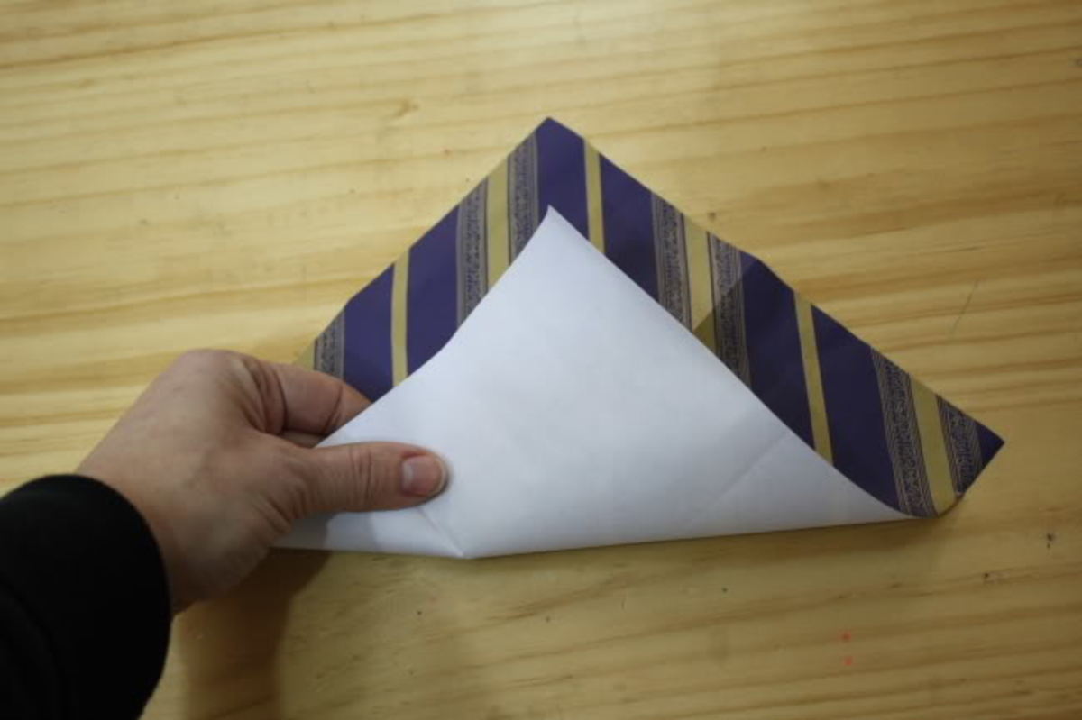 How to Make a Three Square Unfolding Book - HubPages