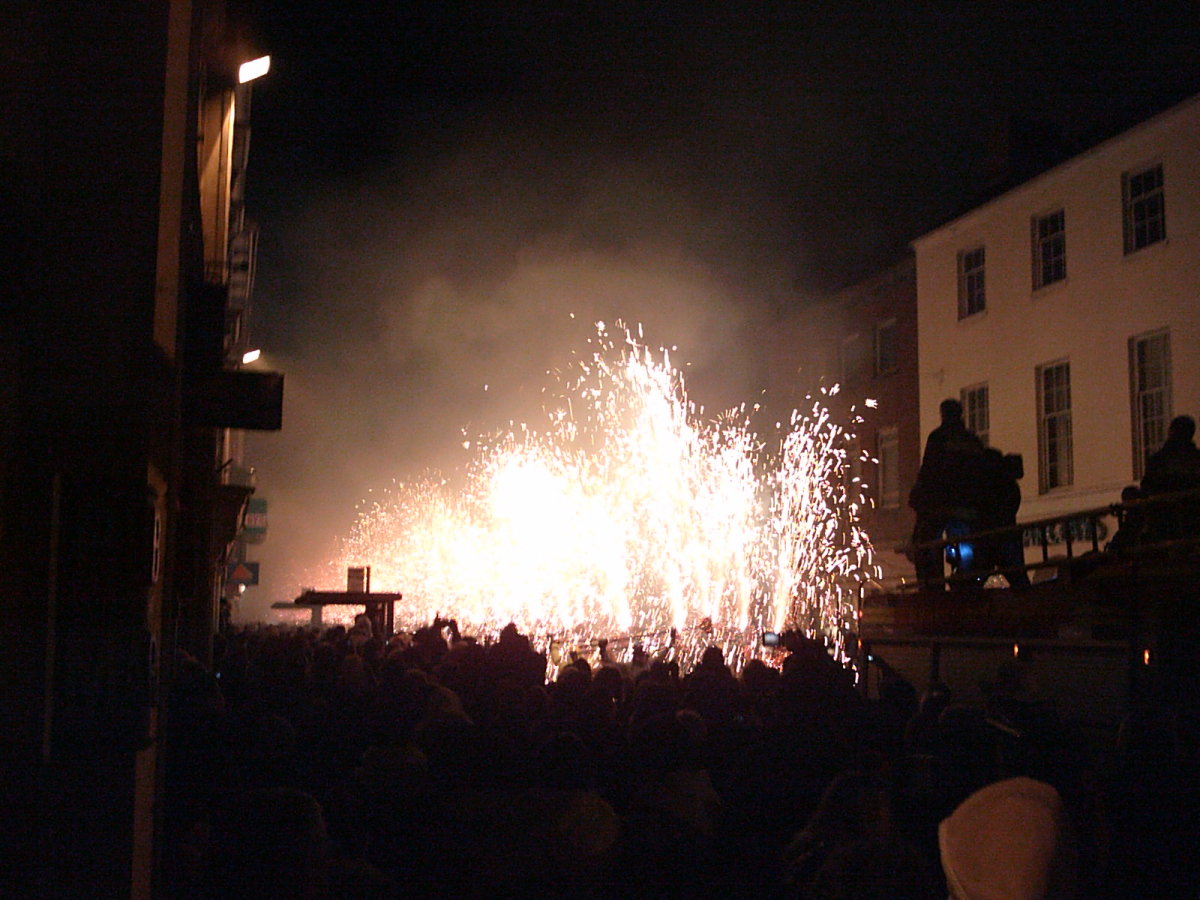 Take a Word.... Penny: Etymology, History, Sayings; Story of 'Penny and ...