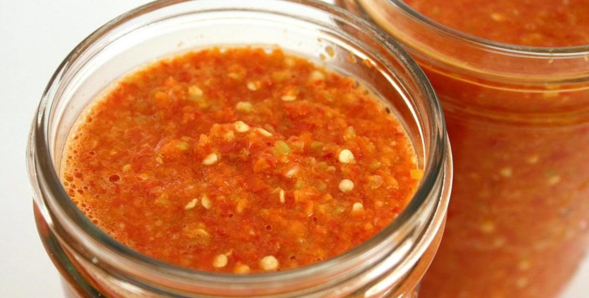 The Heat Is On: The Guyana Pepper Sauce - HubPages