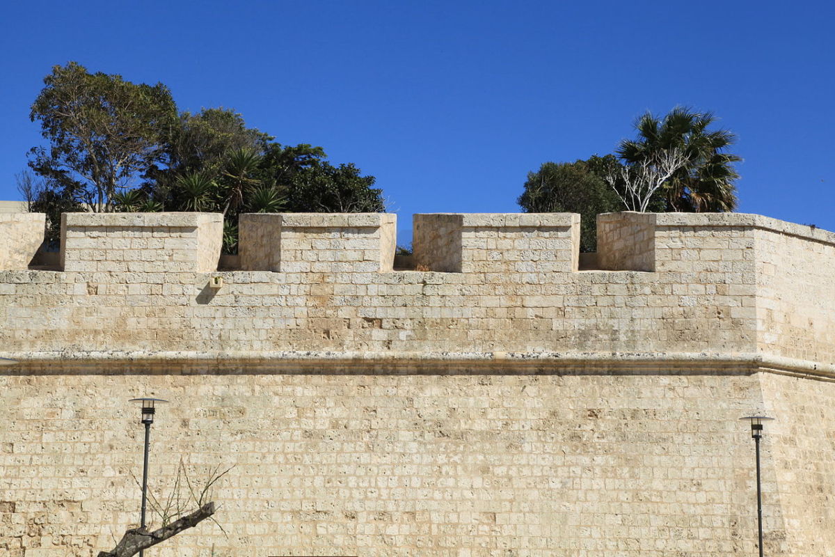 40+ Fort and Castle Architecture Terms A–Z (With Pictures) - Owlcation