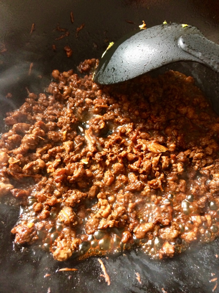 Chinese Spring Rolls with a Vegetable and Minced Pork Filling: Easy ...