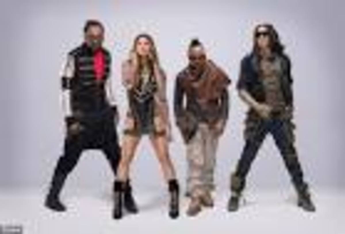 Apl De Ap with girlfriend Joanne and the Black-Eyed Peas - HubPages