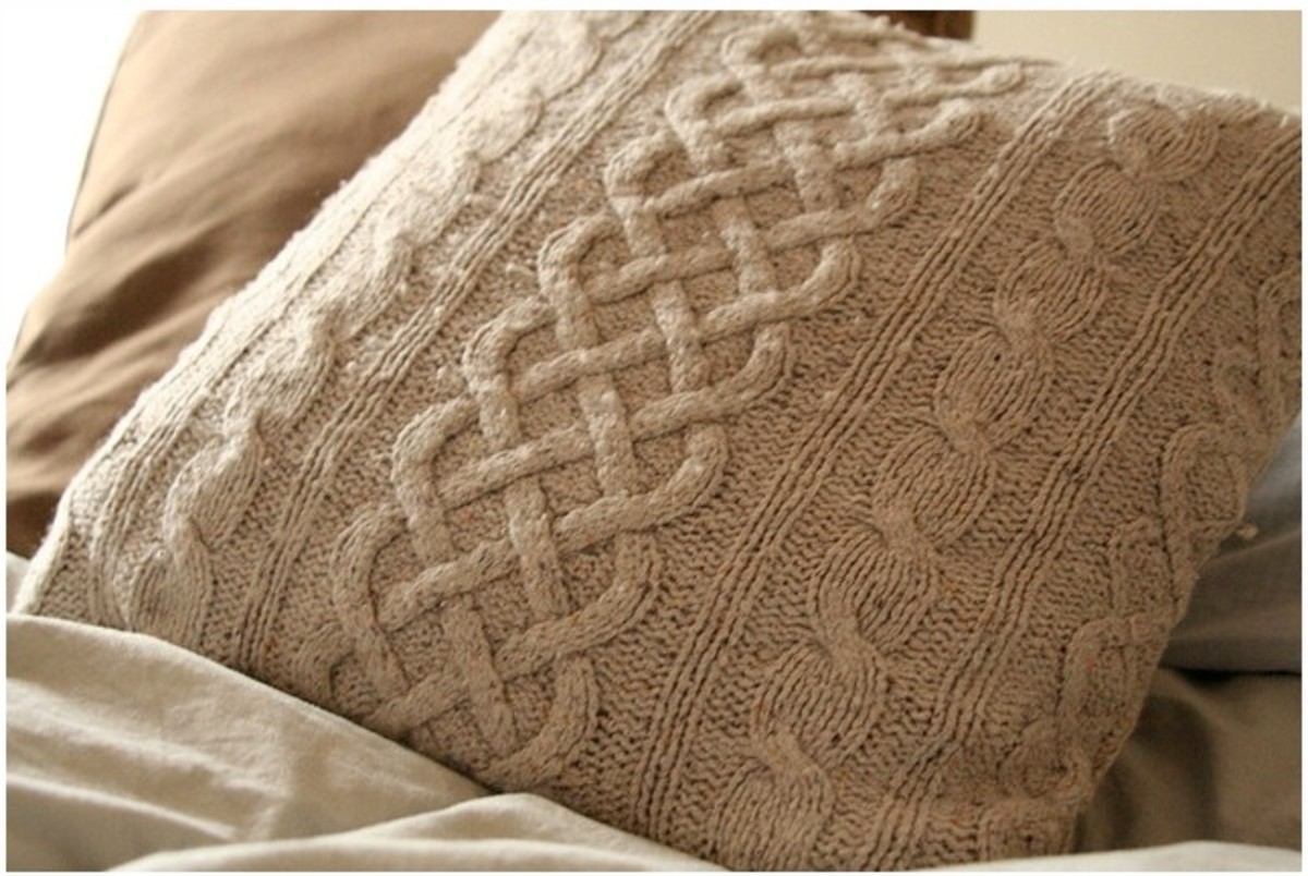 Fun SWEATER Crafts! How to Make New Things From Old Sweaters ...