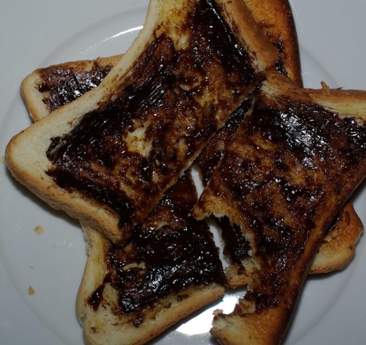 Different ways to eat Vegemite - what is Vegemite and how do you go ...