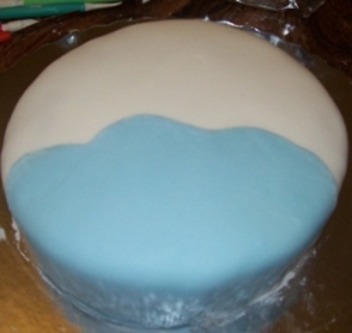 My First Fondant Cake: A Beginner's Experience - HubPages