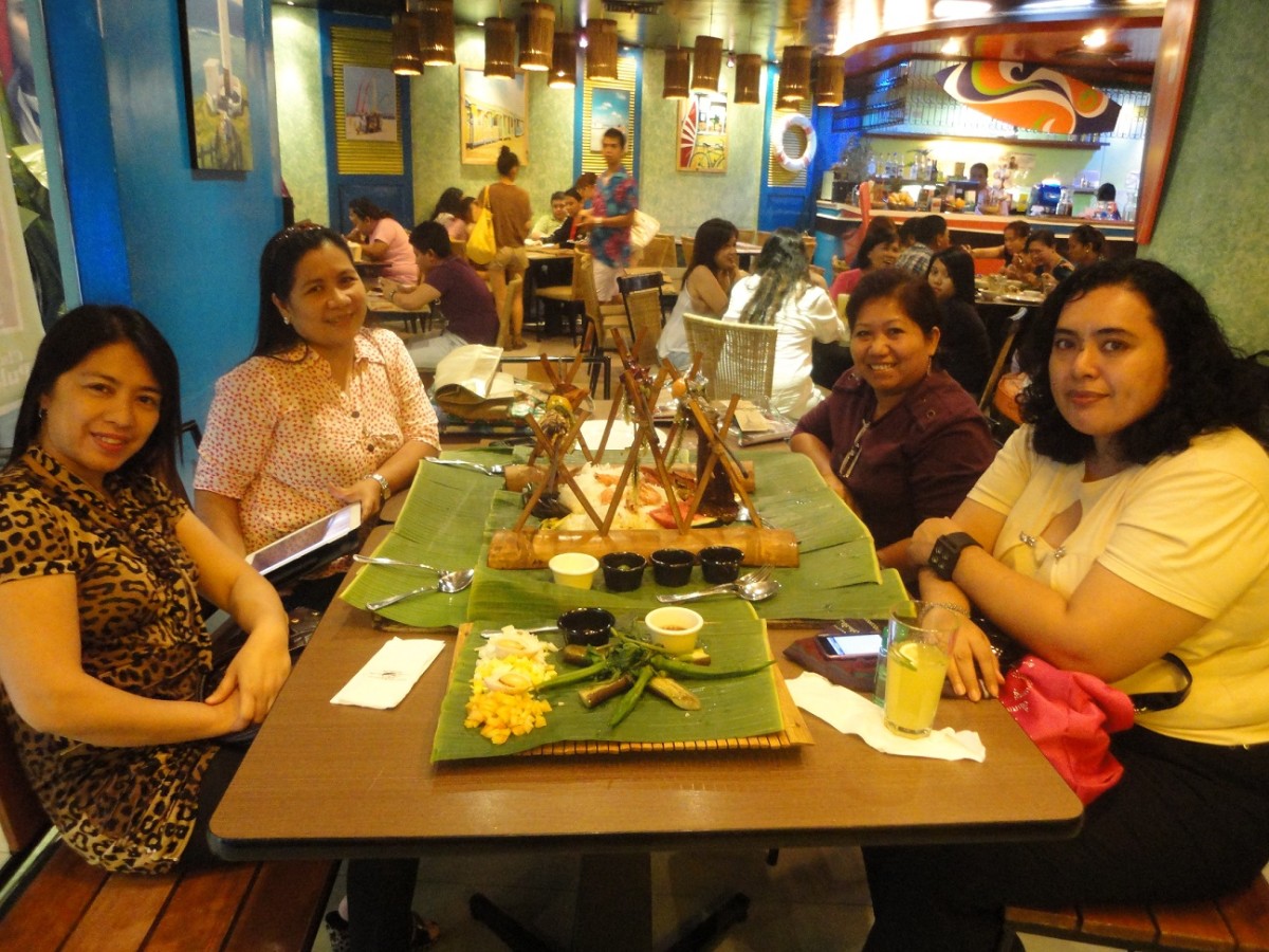 Seafood Island, Trinoma, a Boodle Feast With Friends - HubPages