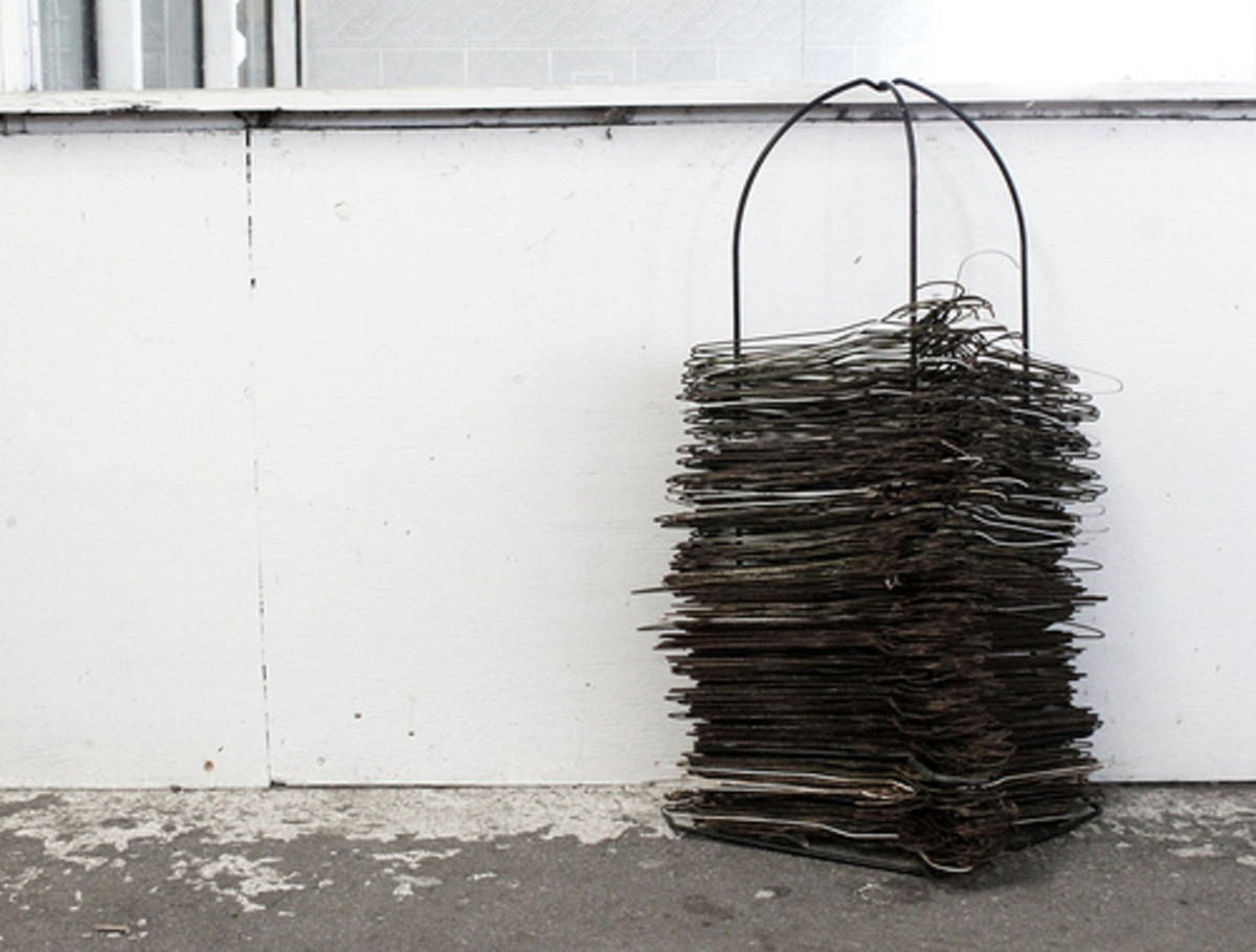 Easy Wire Hanger Craft Projects - HubPages