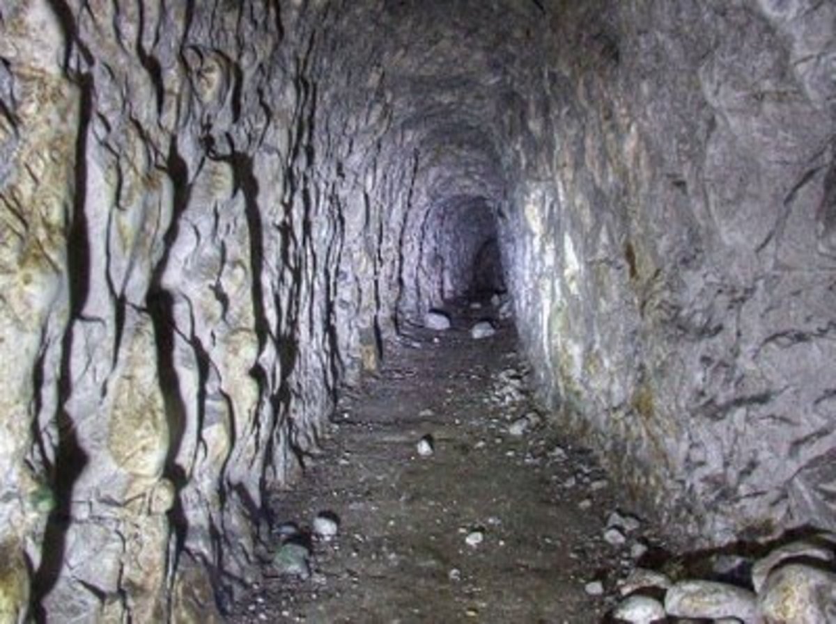Smugglers Tunnels, Underground Shelters, Military Hideouts and Deep ...