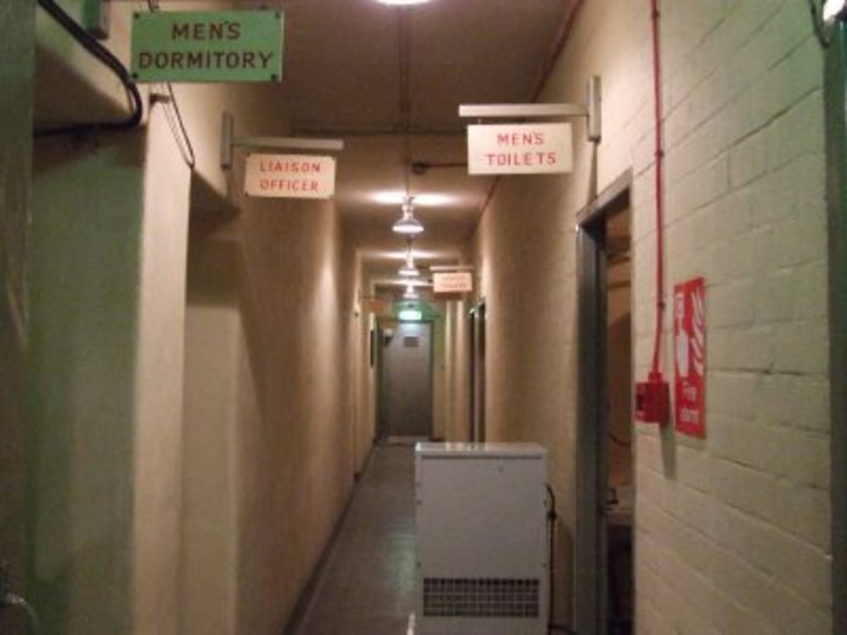 Smugglers Tunnels, Underground Shelters, Military Hideouts and Deep ...