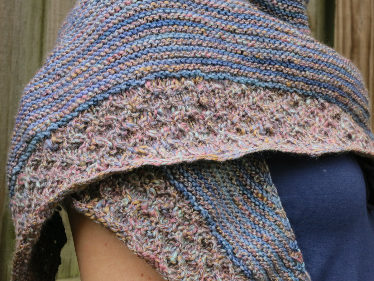 Free Knitting Pattern: Lightweight Textured Shawl - HubPages