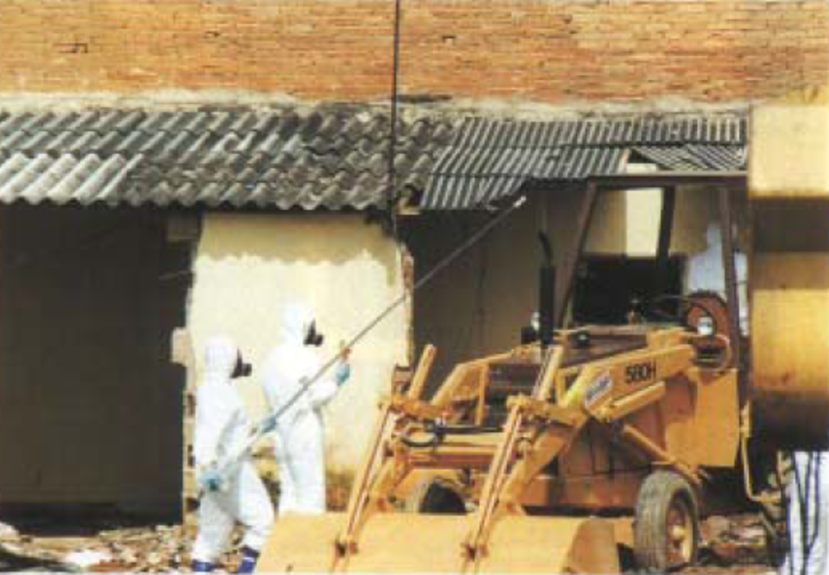 A mysteriously beautiful glowing substance caused the death of 4 people ...