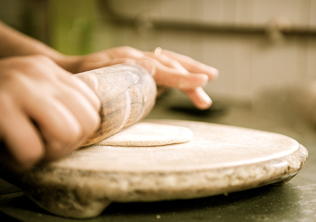 Traditional Way To Make 'Roti' an Unleavened Bread : From Grain To Dish ...