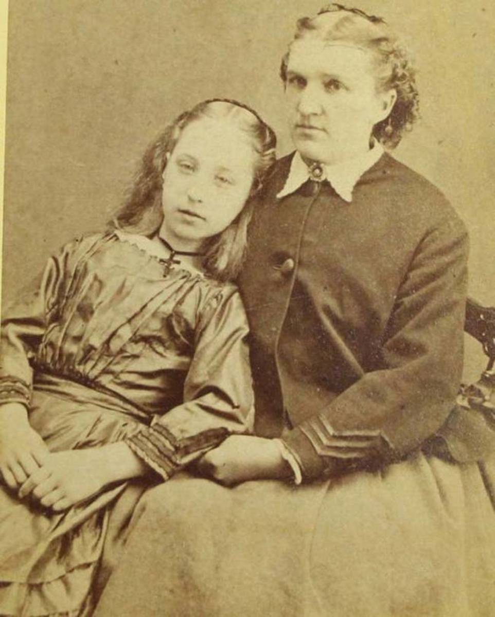 Post Mortem Photography: Memorializing of the Victorian Dead - HubPages