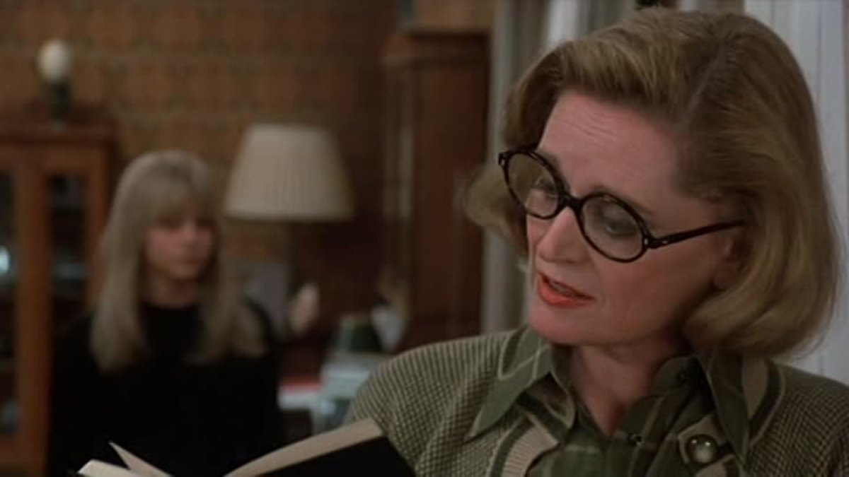 Video Rewind: The Mean Girls of Horror - HubPages