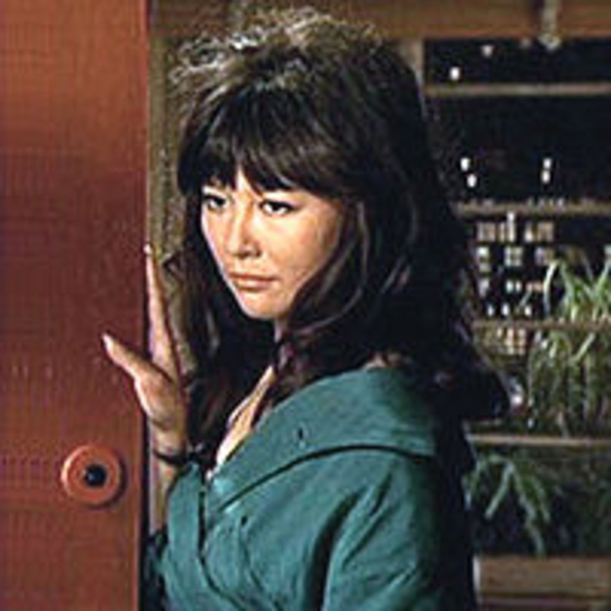 Sexy Bond Girls - HubPages