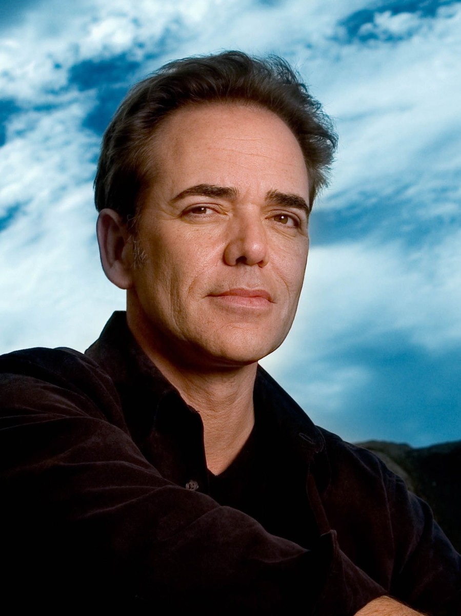 The World's Top 10 Psychic Mediums - HubPages