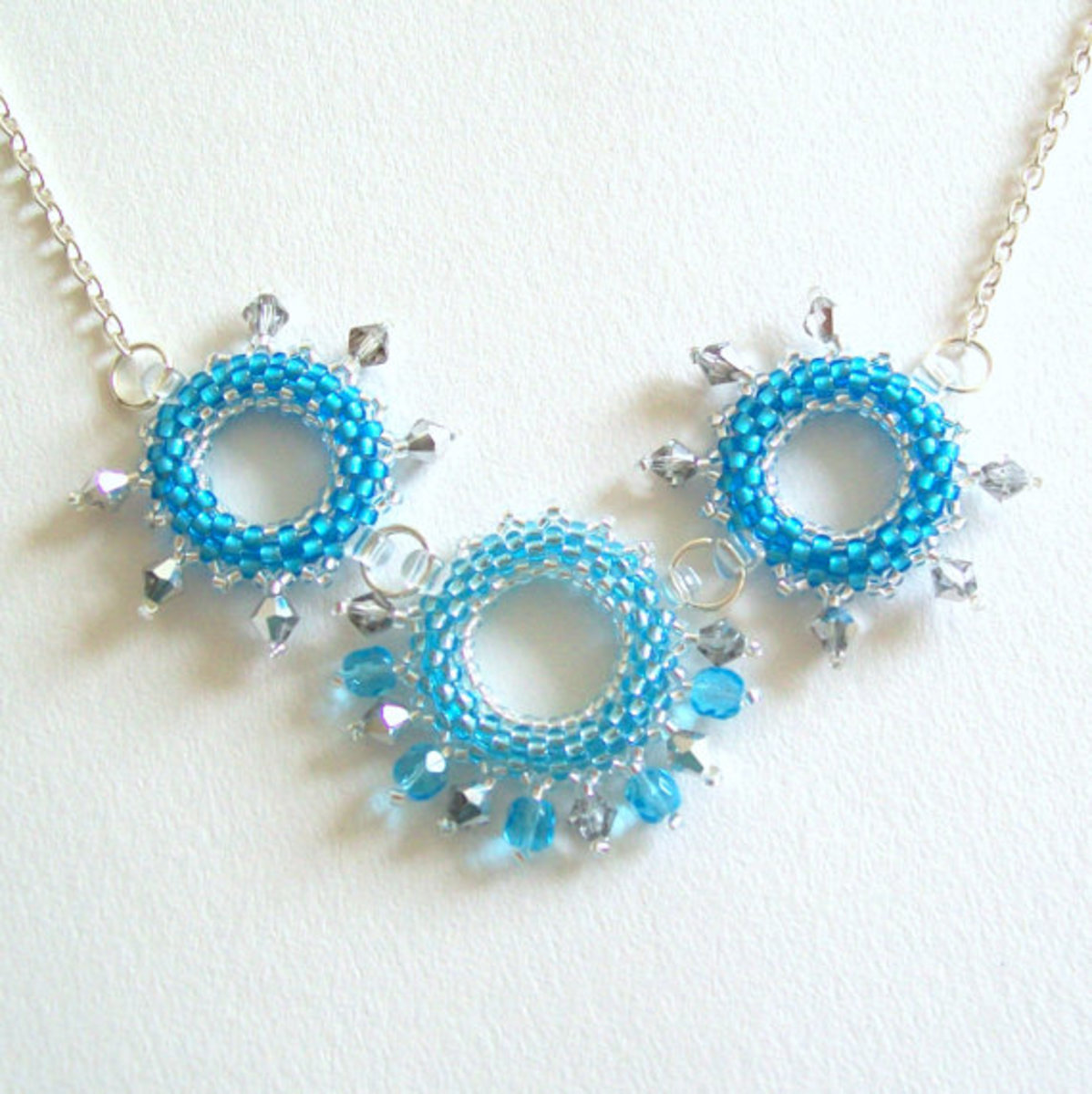 Beaded or Beadwoven Rings: Different Uses for Jewelry and Accessories ...