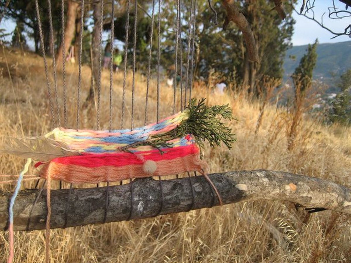 Weaving Tutorials for Beginners & Kids | Loom Techniques, Lessons and ...