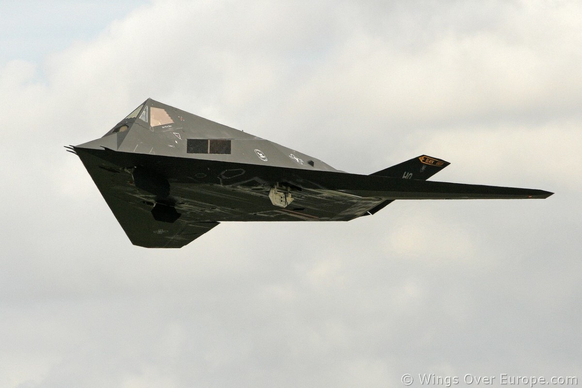 Area 51; The Secret Base At Groom Dry Lake. - HubPages