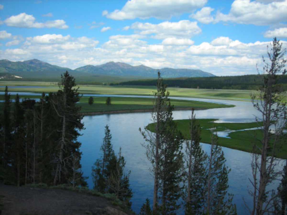 A Trip to Papi Hills in a Boat - A Flash Fiction Inspired by Billibuc's ...