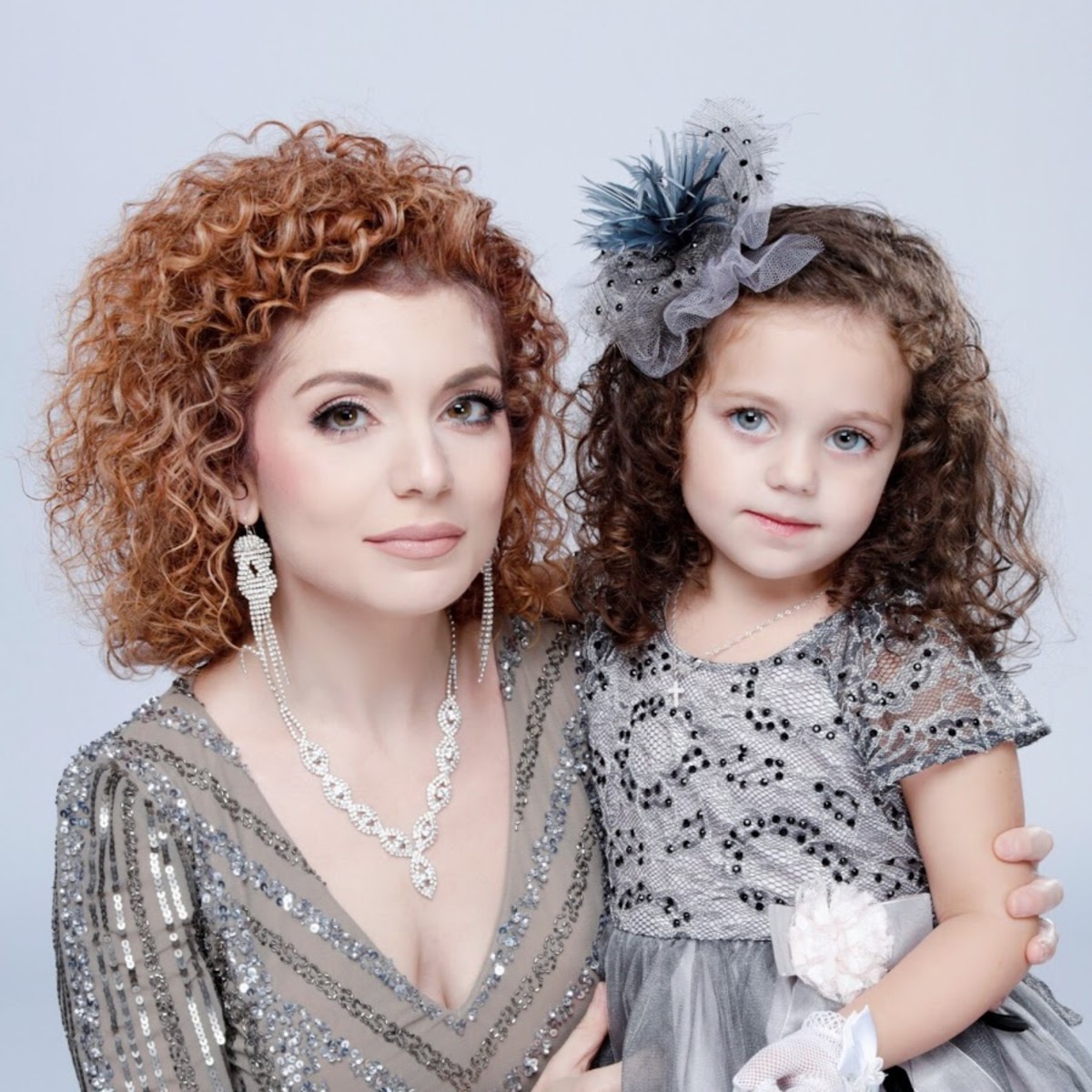 Top 5 Phenomenal and Incredibly Talented Female Kid Singers on Youtube ...