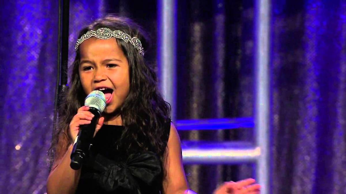 Top 5 Phenomenal and Incredibly Talented Female Kid Singers on Youtube ...