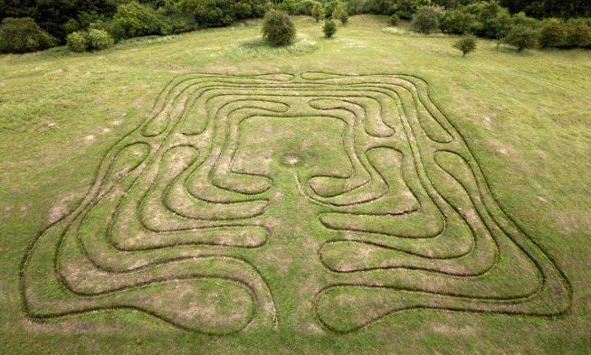 Magical Mazes and Labyrinths of the British Isles - HubPages