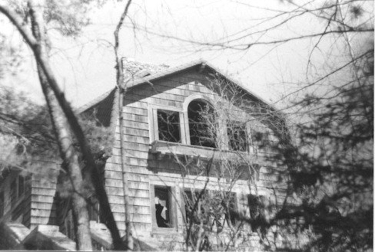 Ghost Caught at Asheville High School and Haunted Places. The Story of ...