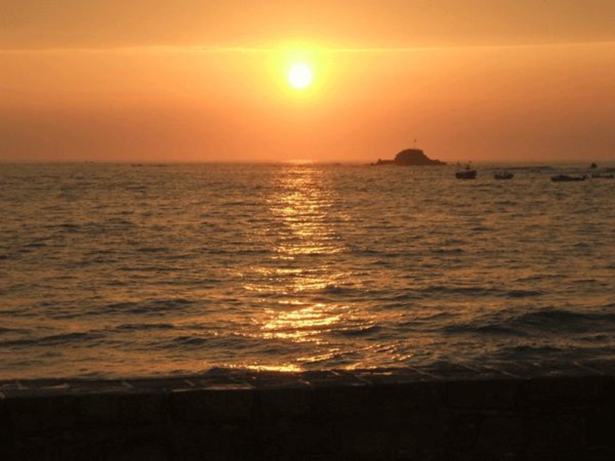 Beautiful Pictures and Photos of Guernsey Scenery - HubPages